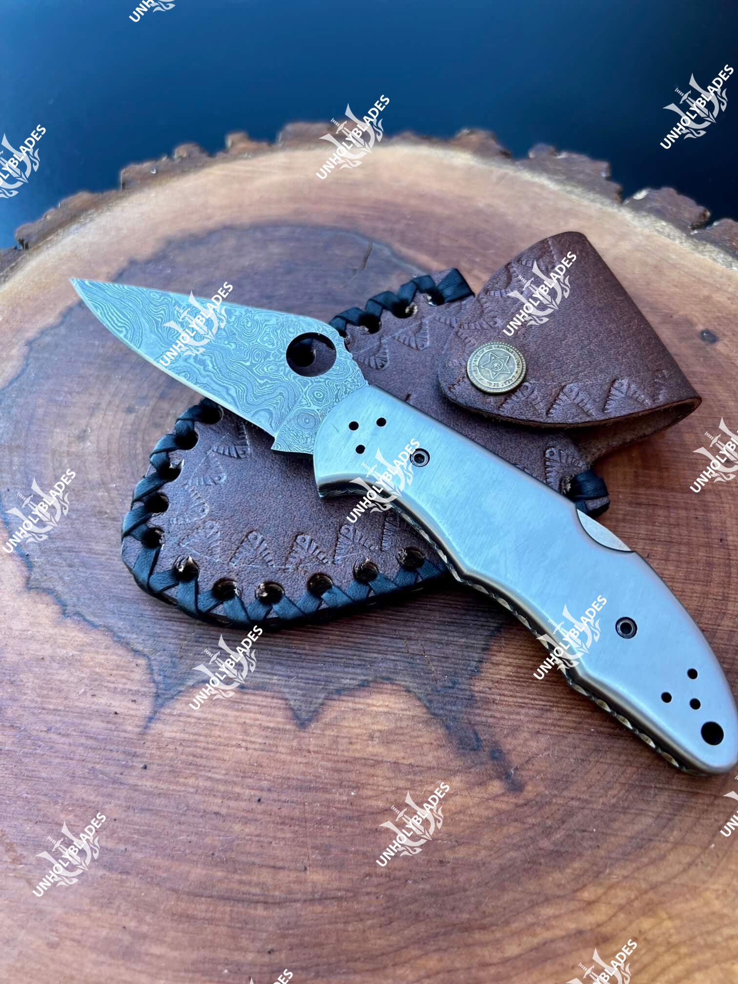 7 Inch Damascus Folding Knife with Cowhide Leather